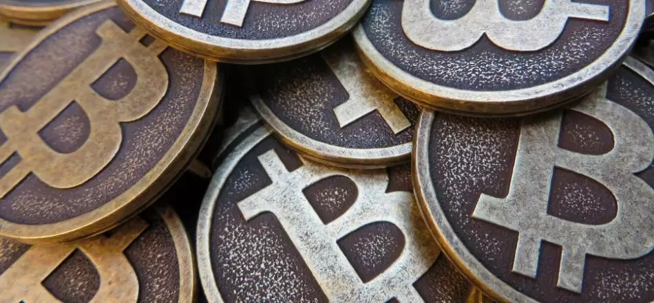 Bitcoin készpénz - érme elválasztva a Bitcoin-tól