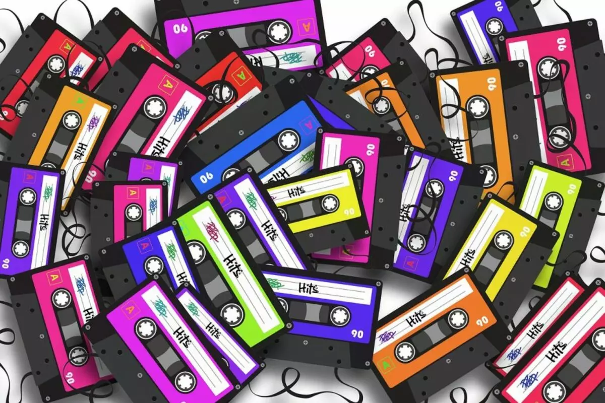 O fabricante xaponés recordou a existencia dun cassette de audio