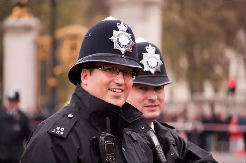 Поліція Лондона дізнається, як боротися з лави