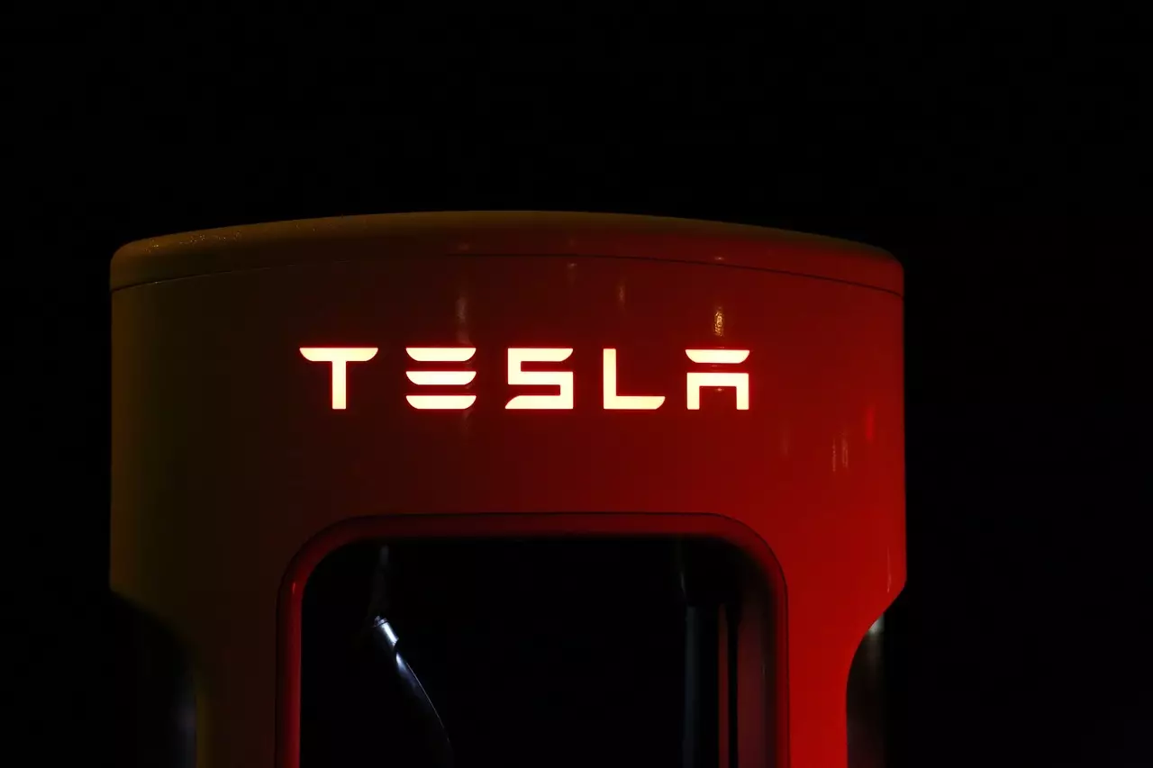 Tesla şäherde trillionda btc-iň başlamagyna garaşýar
