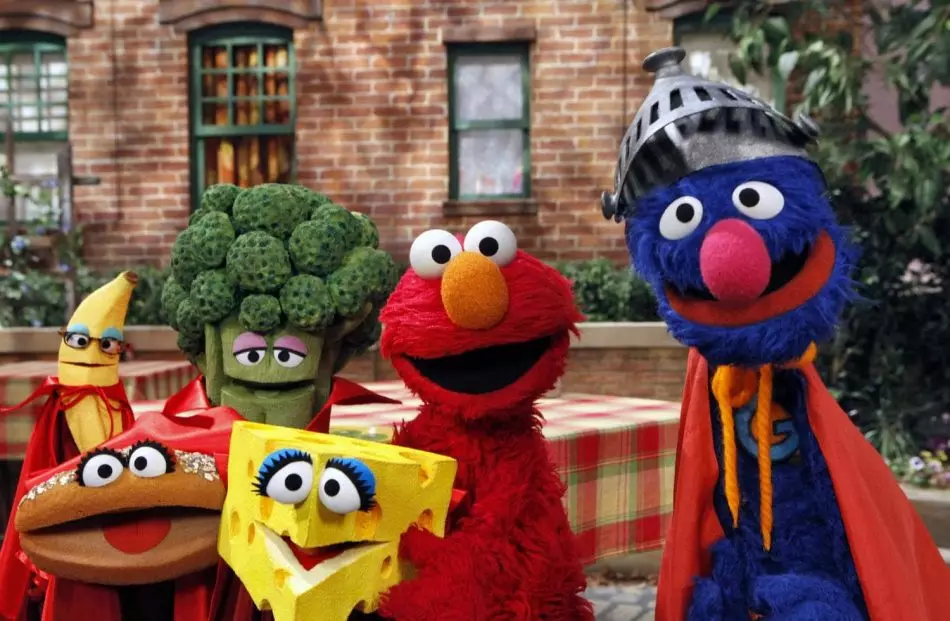 Ny sesame Street dia manampy ny ankizy hianatra momba ny blockchain