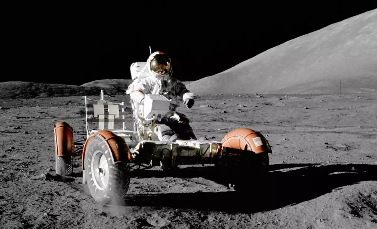 ในความร่วมมือกับ Nasa Greece จะส่งบนดวงจันทร์ของหุ่นยนต์ตัวแรก
