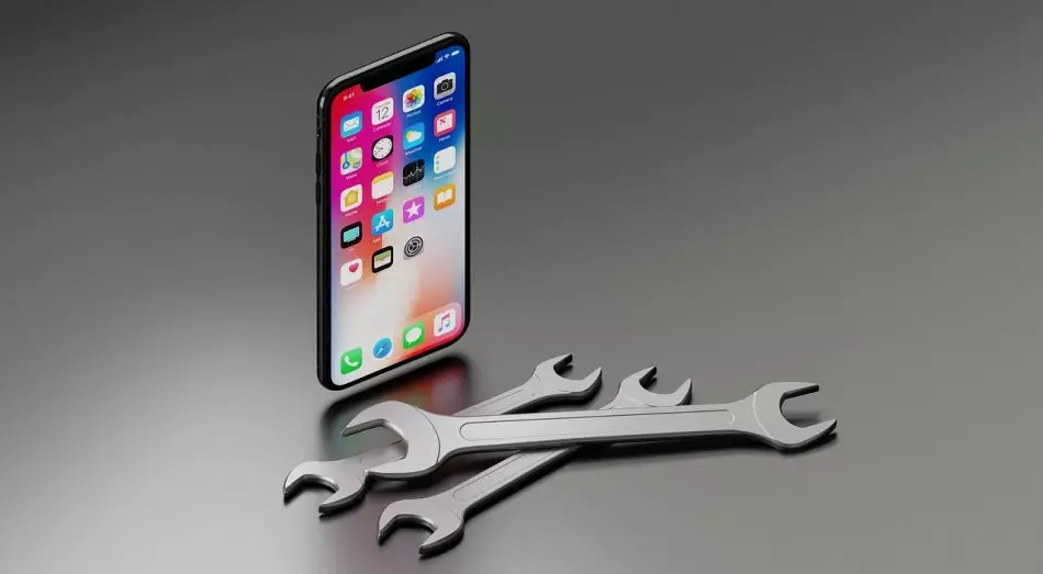 iPhone и алатки