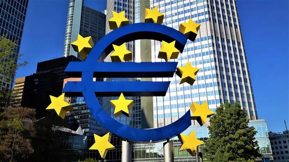 ヨーロッパの中央銀行は陰窩「哀れな模倣」と呼ばれています