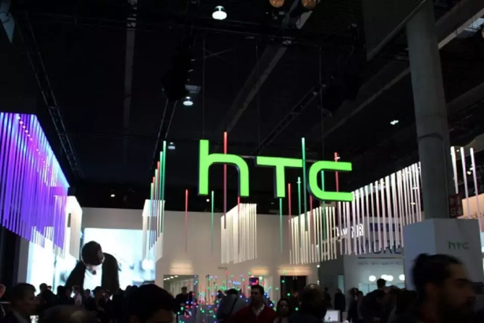 Charlie Lee azaba Umujyanama wa HTC