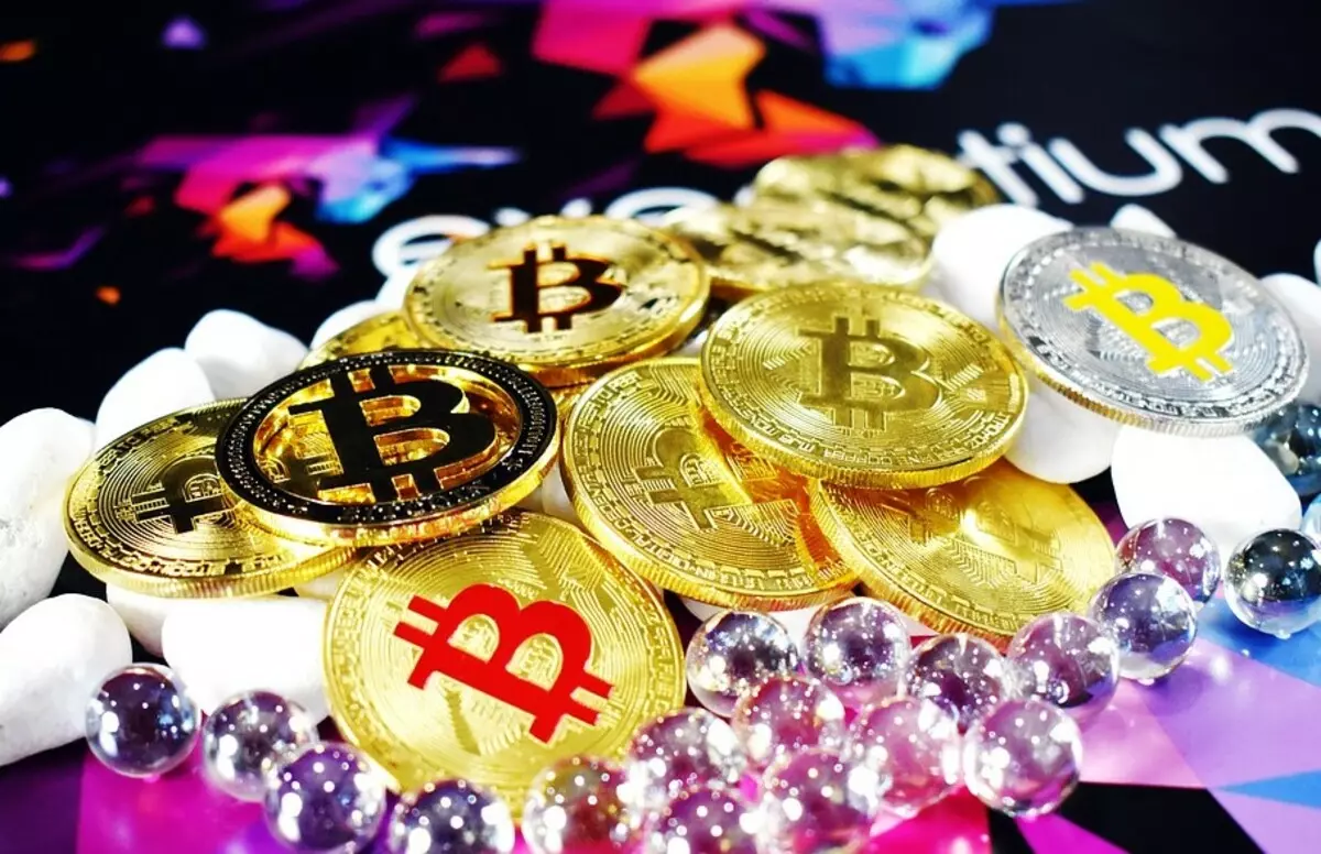 Etoro վերլուծաբանը կանխատեսում էր, որ Bitcoin- ը վերադառնում է հուլիսին մինչեւ 20,000 դոլար 9243_0