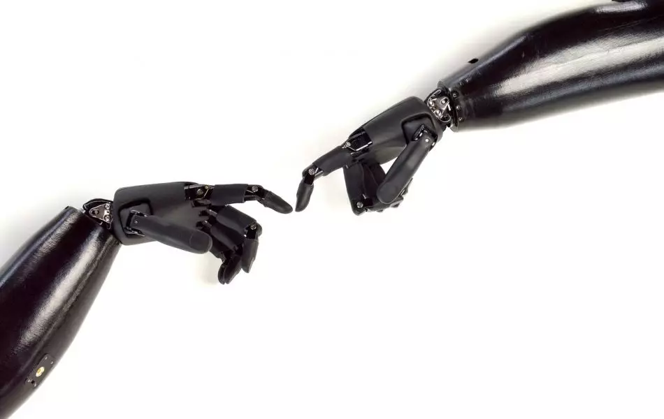 Errusian, lehen protesio bionikoak Wi-Fi banaketa funtzioarekin agertuko dira 9543_1